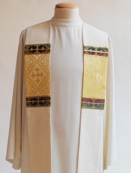 Classic Three Brocade White Stole – Bramante Studio